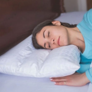 supported-side-sleeping-posture | Logic Back